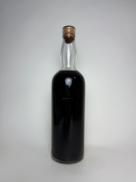 Seager, Evan's & Co.'s Chaplins Ocean Wave Finest Old Rum - 1940s (40% ...