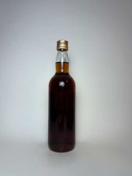 Lamb & Watt Ltd. Finest Quality Alcoholic Cloves Cordial - 1970s (10% ...